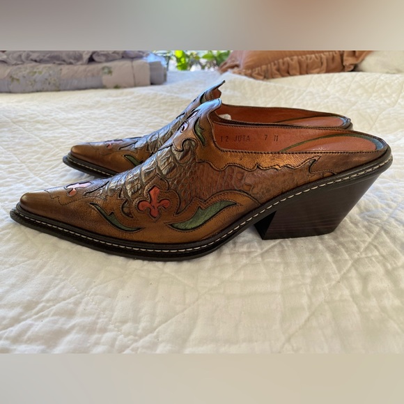 Donald J. Pliner | Shoes | Donald J Pliner Western Mules | Poshmark